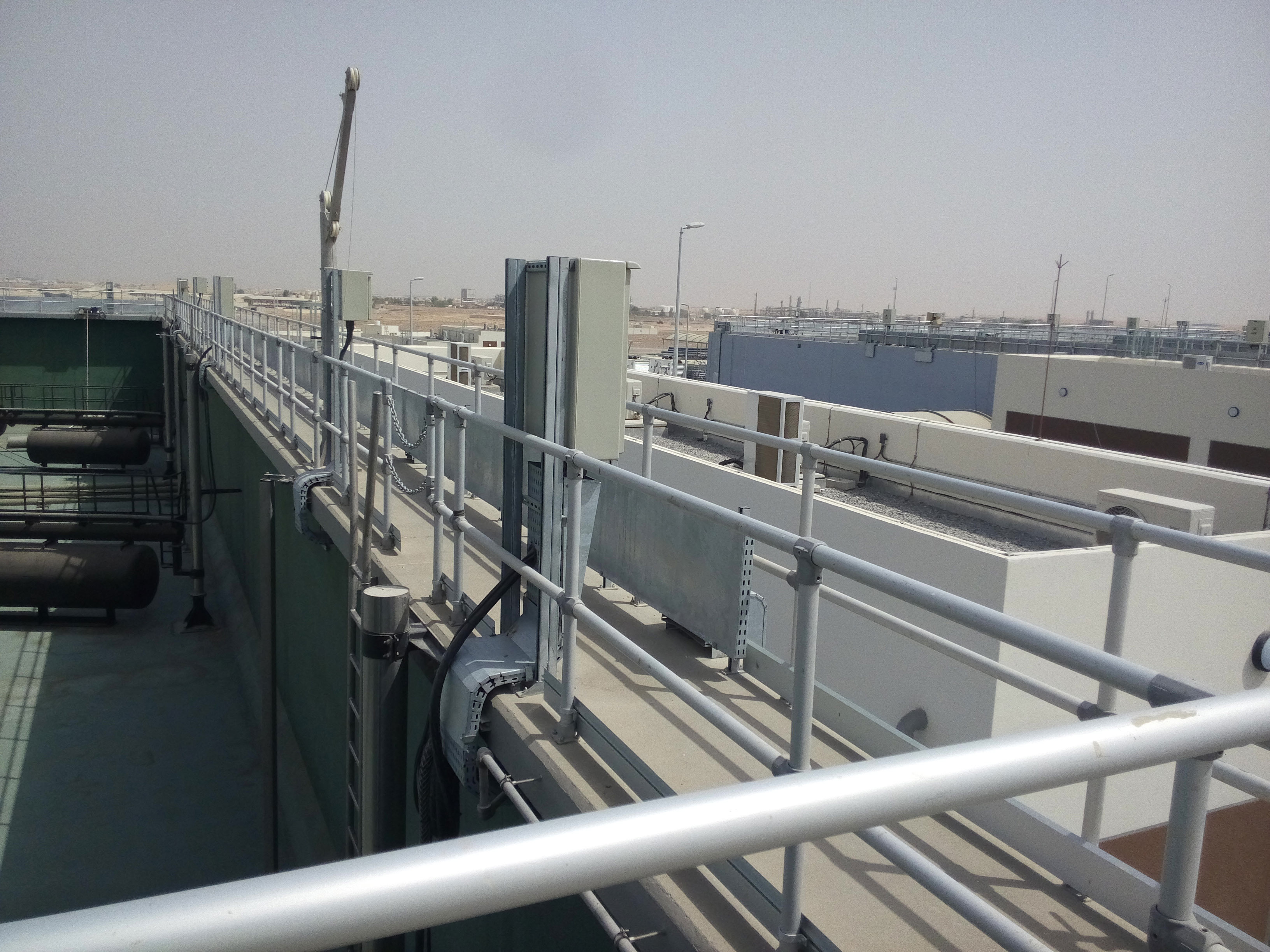 Roof Edge Protection - Kee Safety
